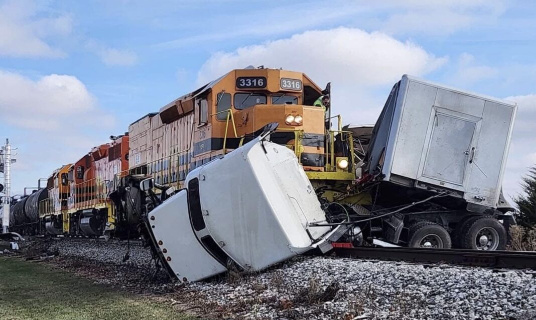 Chicago Teen Injured in Indiana Train Crash - Country Herald