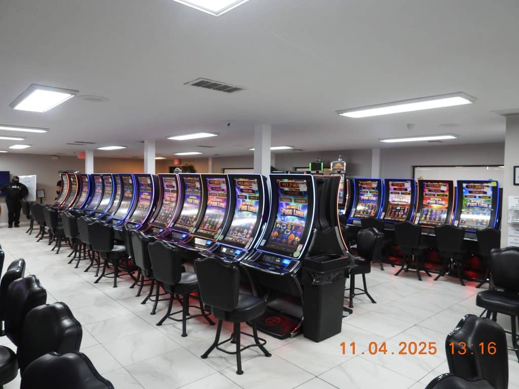 Sarasota County, FL - Gambling Raid: Sheriff Leads Joint Operation; 58 ...